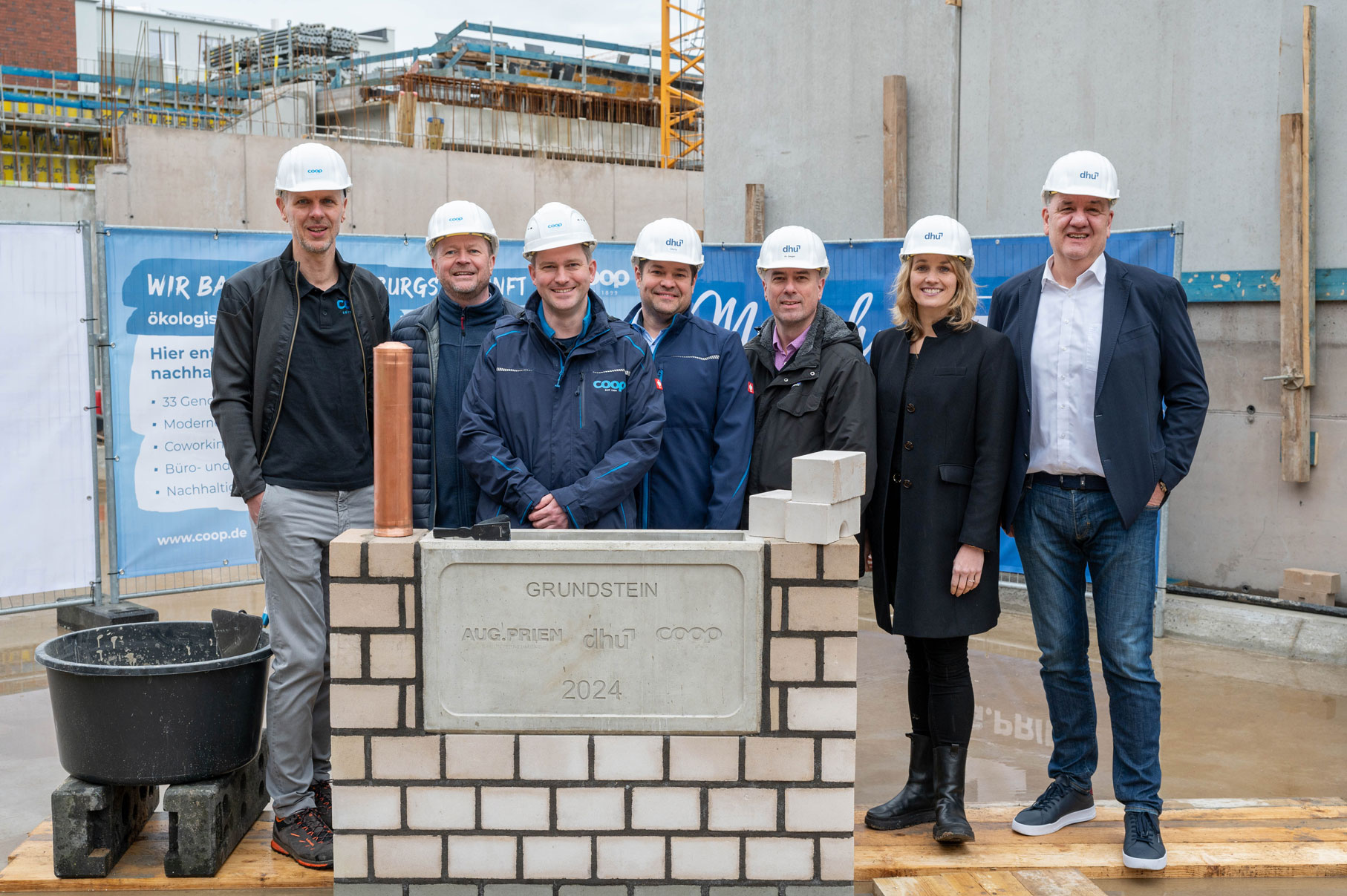 Grundsteinlegung in Hamburg: Zeitkapsel für Bauprojekt mit dhu | coop